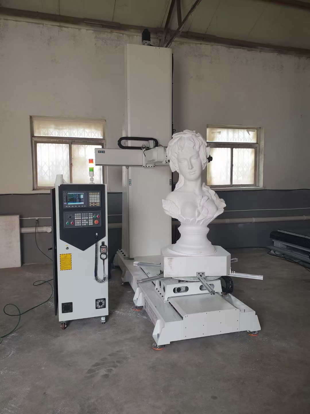 Five Axis 3D Foam Sculpture Milling Machine do 3D Foam Statue Carving ...
